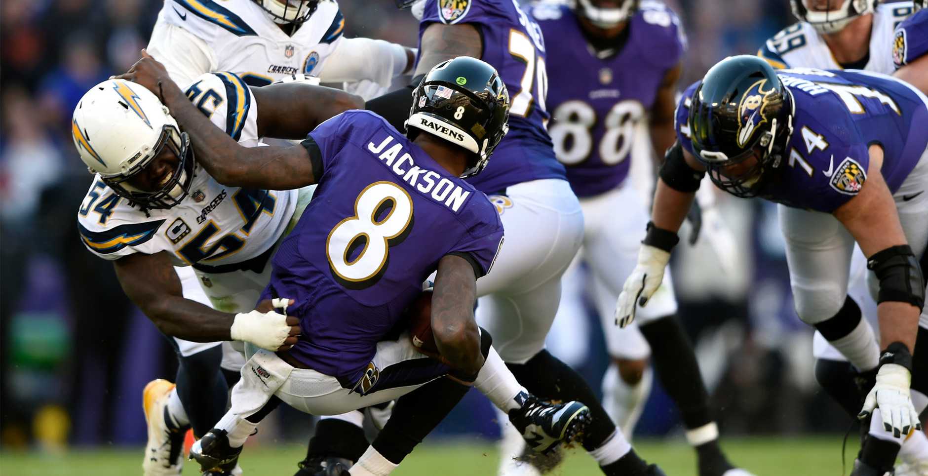 Week 12 ATS NFL Pick Six Winners - Chiefs Blitz