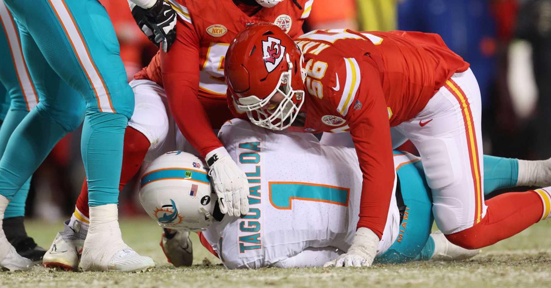 Chiefs Defense is Scary Good and Motivated - Chiefs Blitz