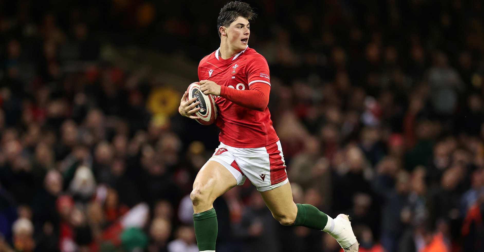 Rugby Superstar Louis Rees-Zammit Joining Chiefs - Chiefs Blitz