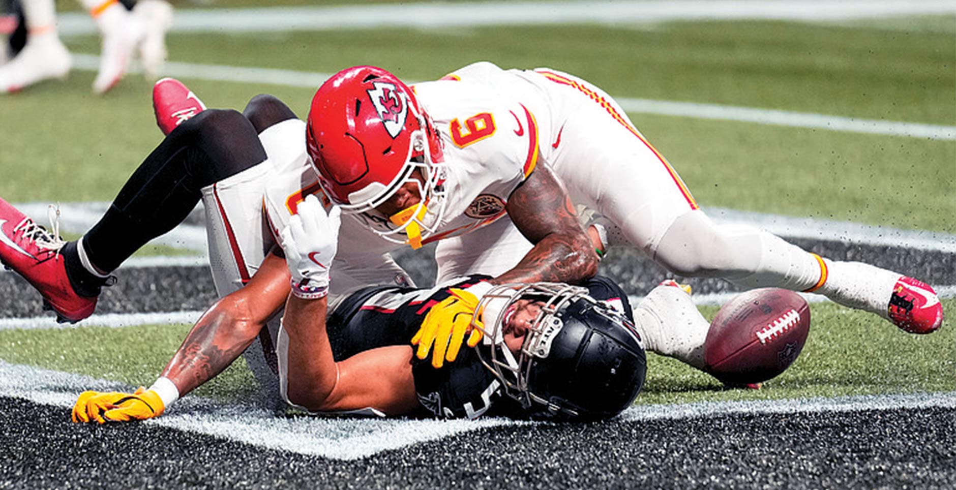 Last Look Chiefs Falcons: A Win is a Win - Chiefs Blitz